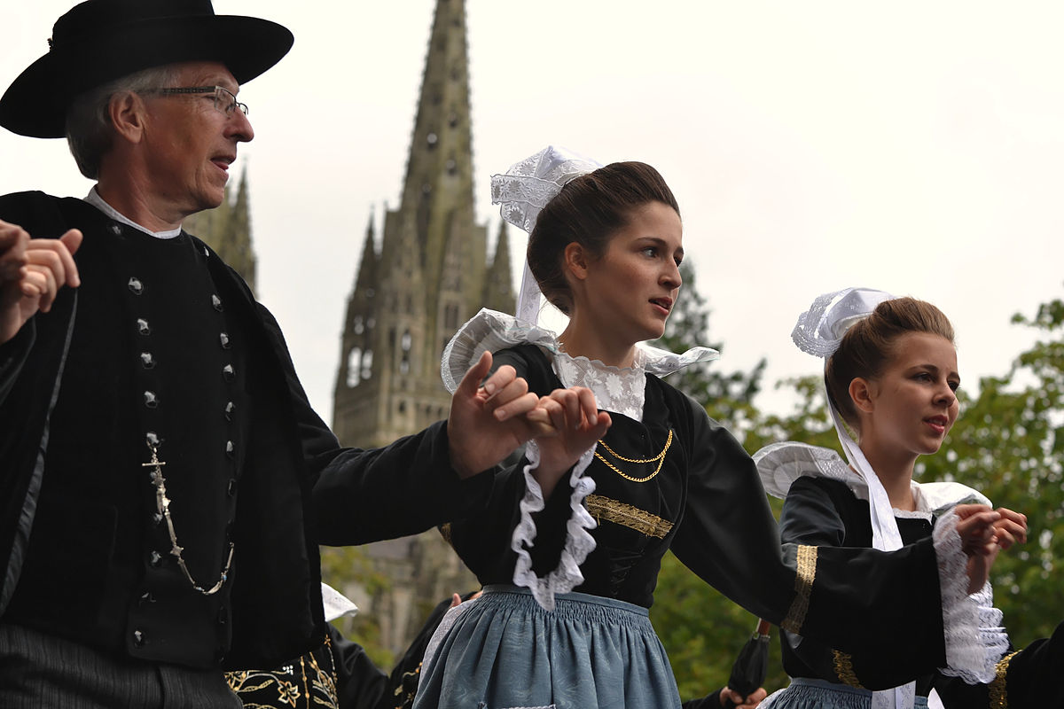 Dança An Dro... o que é? Origem e características